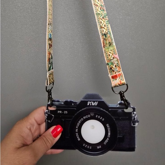 Bad Bunny | Party Supplies | Bad Bunny Camerashaped Concert Light Debi ...